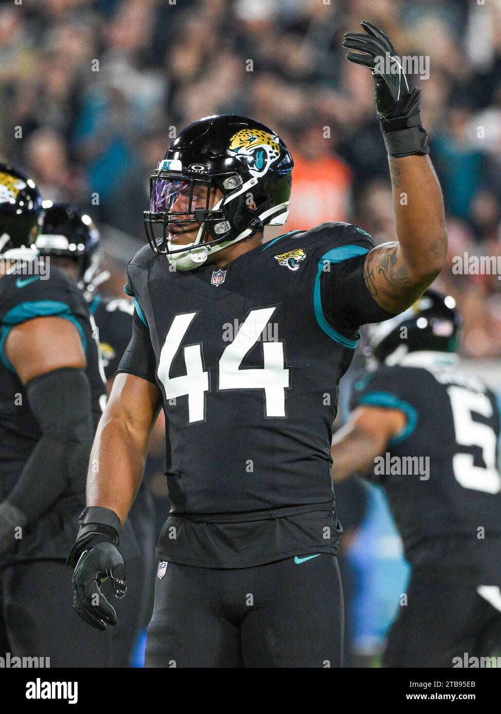 Jacksonville, FL, USA. 4th Dec, 2023. Jacksonville Jaguars linebacker ...