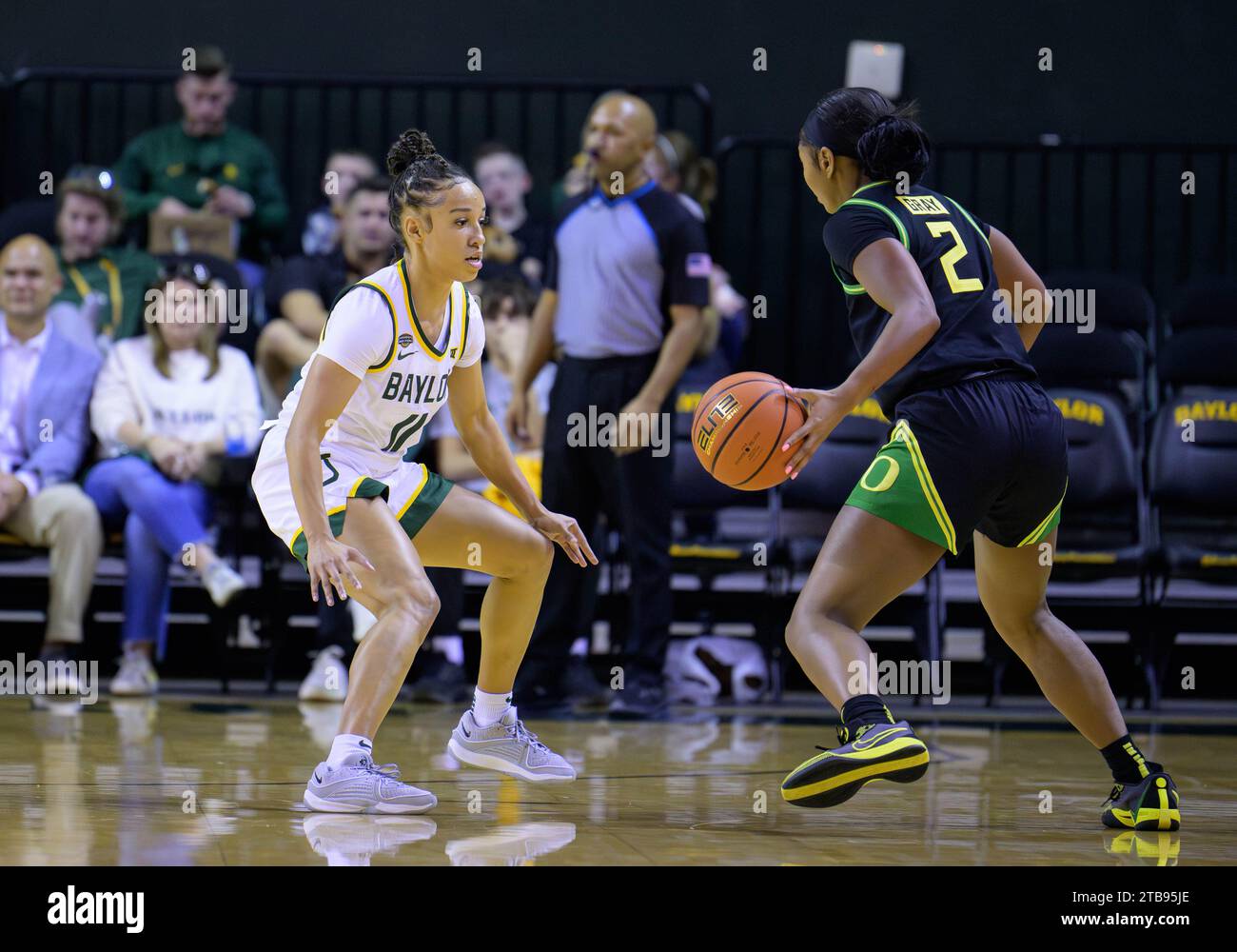 Ferrell Center Waco, Texas, USA. 3rd Dec, 2023. Baylor Lady Bears guard ...