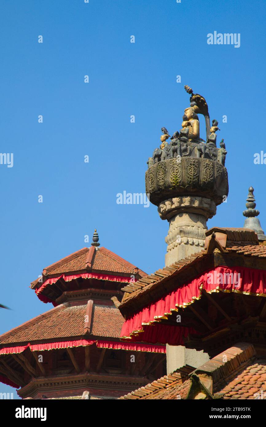 Nepal, Kathmandu, Durbar Square, King Pratap Malla statue, temples ...