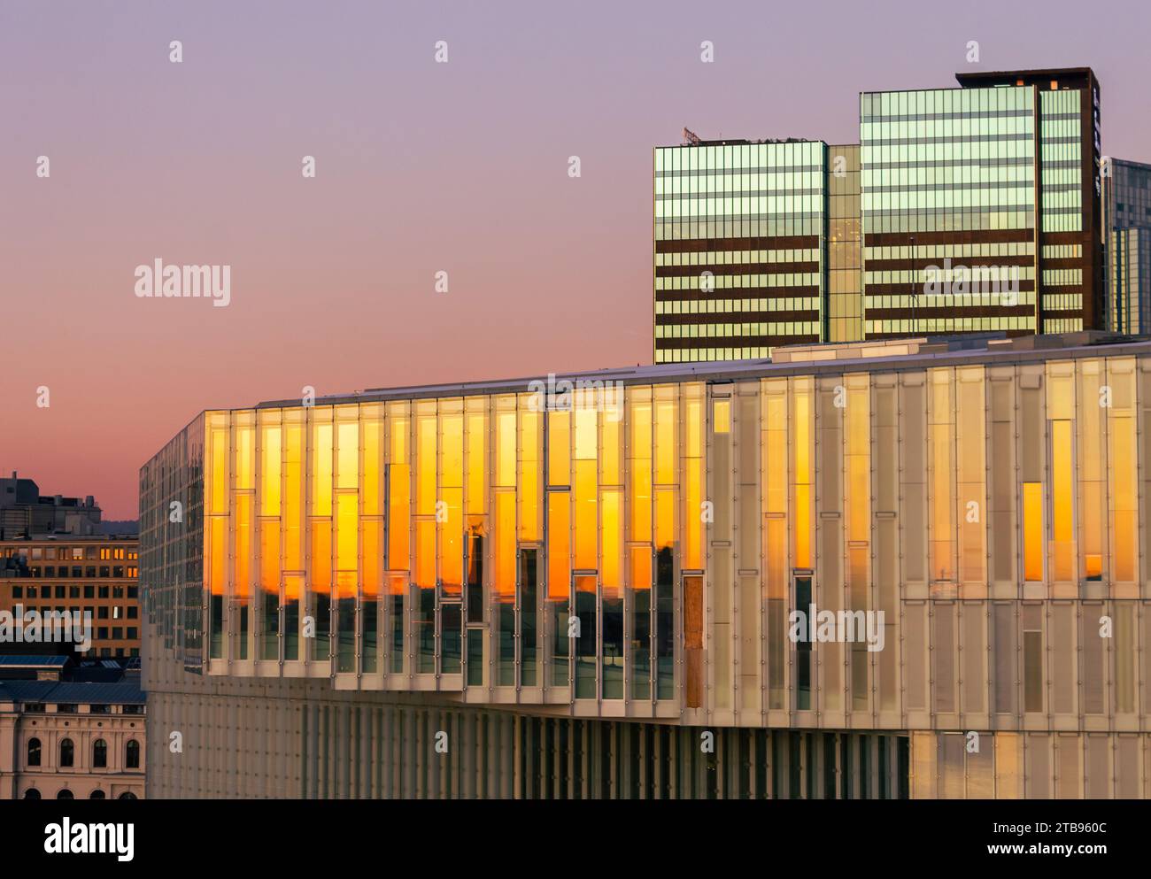 Reflecting sun rays hi-res stock photography and images - Alamy