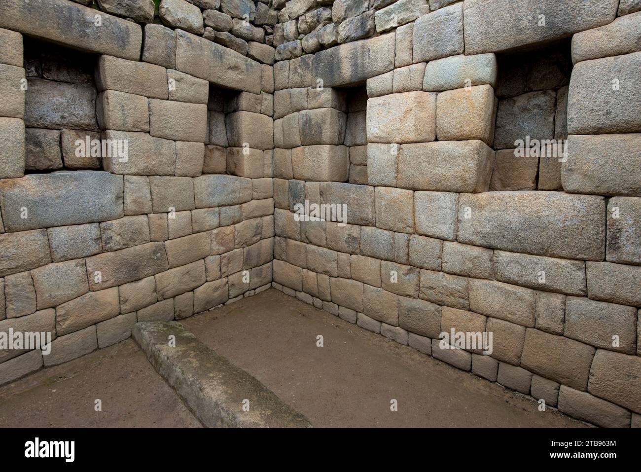 Stone walls of buildings of Machu Picchu; Peru Stock Photo - Alamy