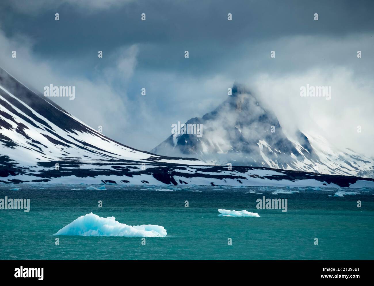 Drift ice in the Hornsund fjord; Spitsbergen, Svalbard, Norway Stock ...