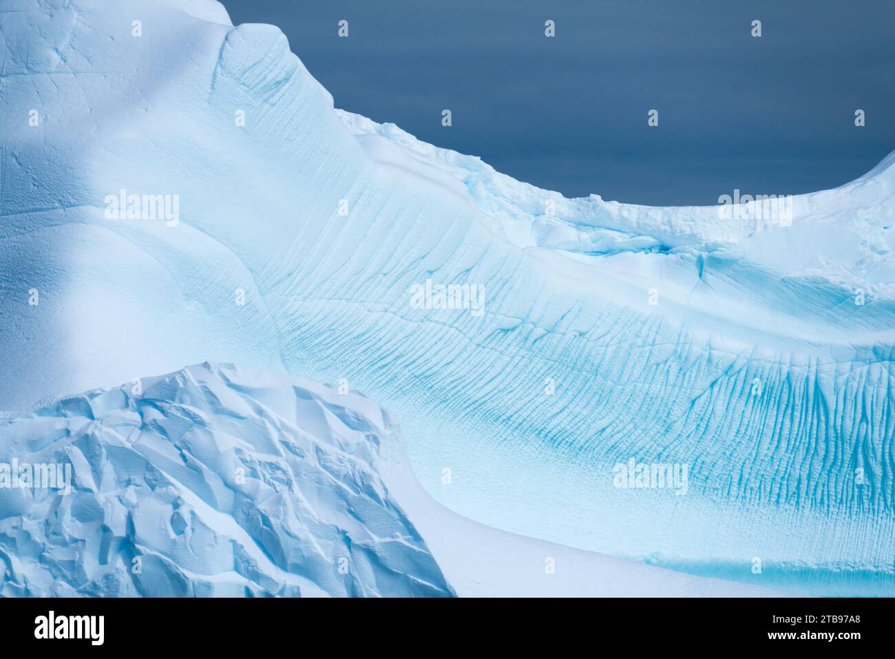 Tabular iceberg antarctica hi-res stock photography and images - Alamy