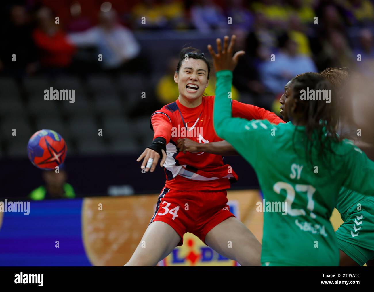 Ihf women s world championship hi-res stock photography and images - Alamy