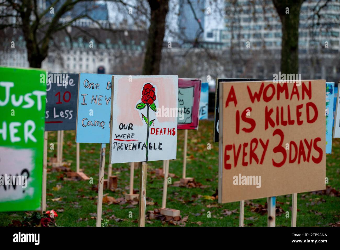 London, UK. 5th Nov, 2023. campaign group Killed Women demonstration in ...