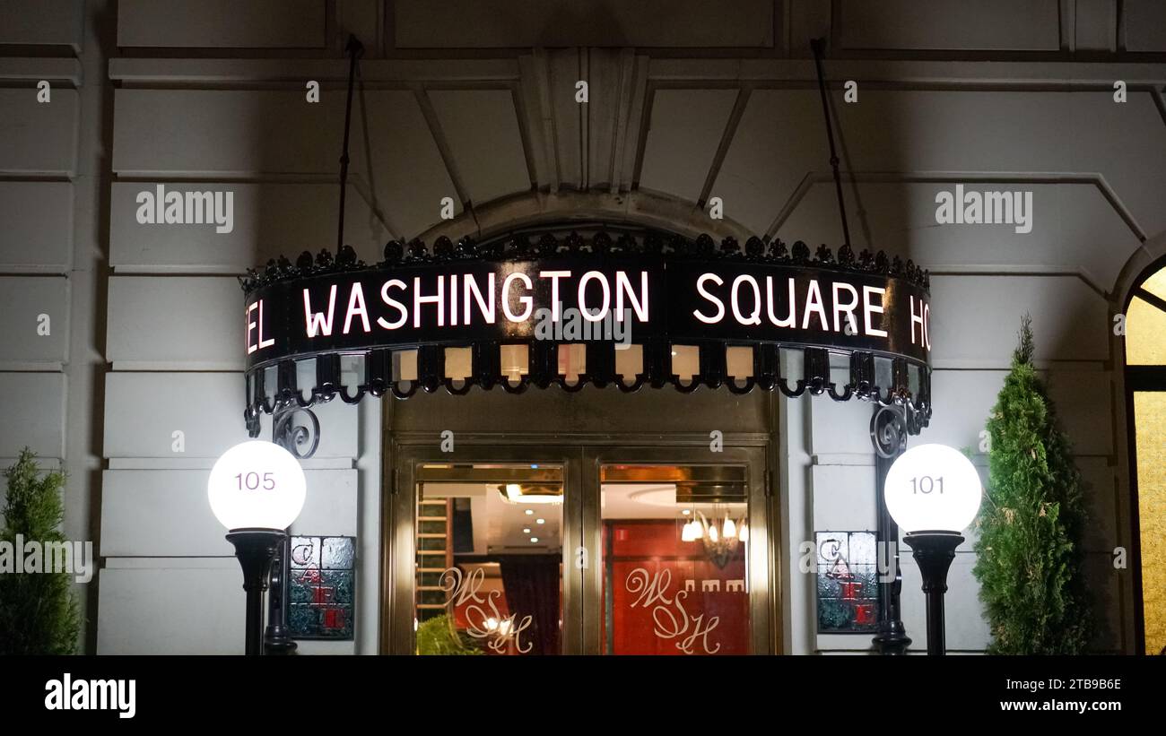 New york washington square hotel hi-res stock photography and images ...
