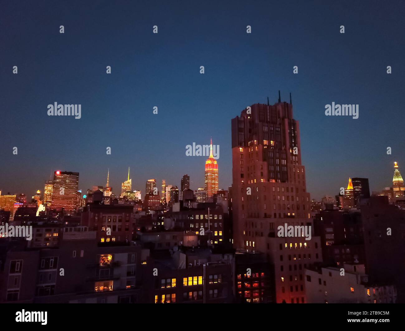 The skylines of New York City at night Stock Photo - Alamy