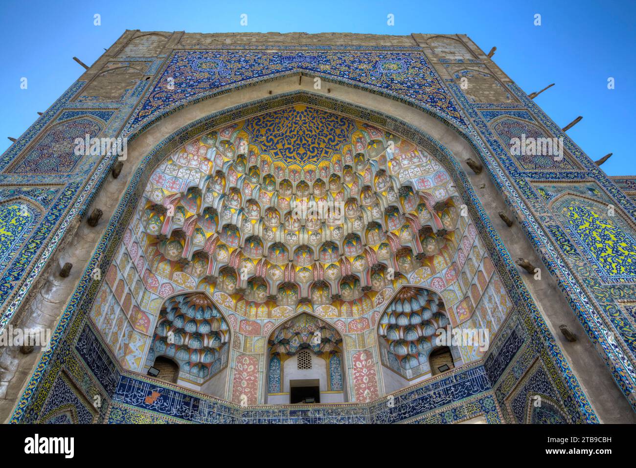 Honeycomb vaulting hi-res stock photography and images - Alamy