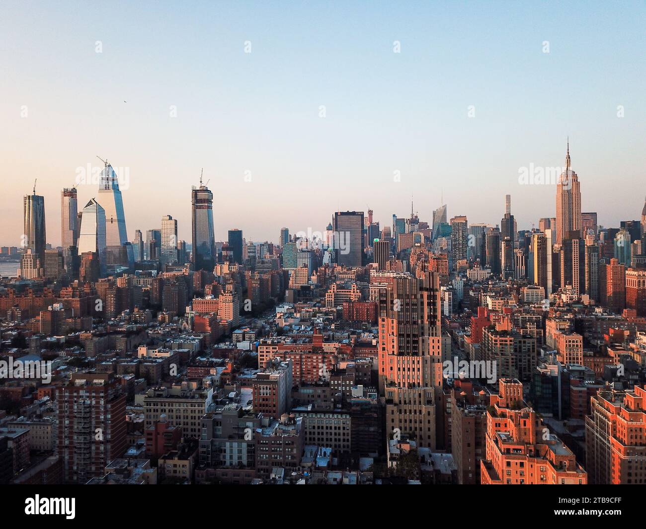 New York City skylines during sunset Stock Photo - Alamy