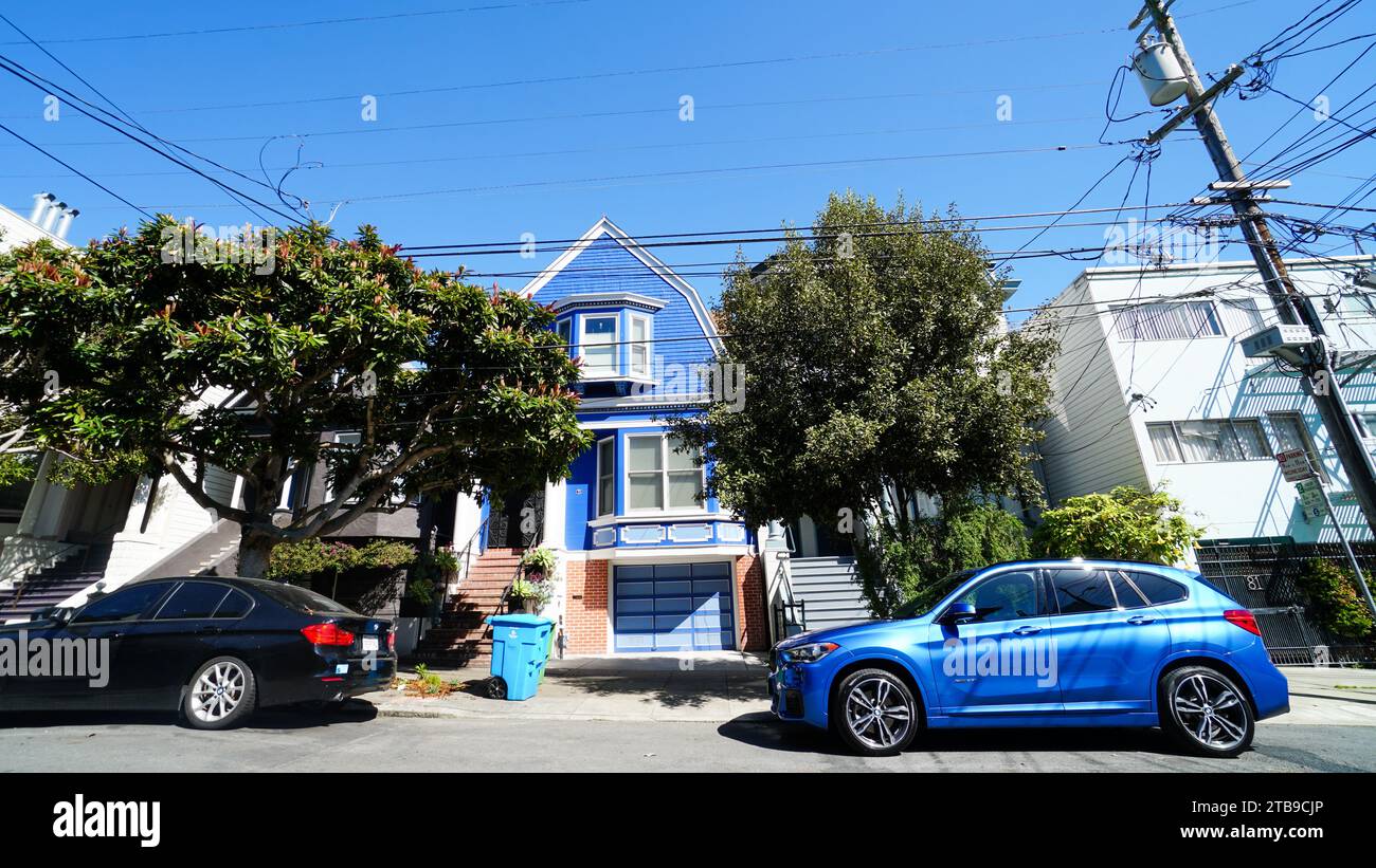 San Francisco, California - December 19, 2018: San Francisco city ...