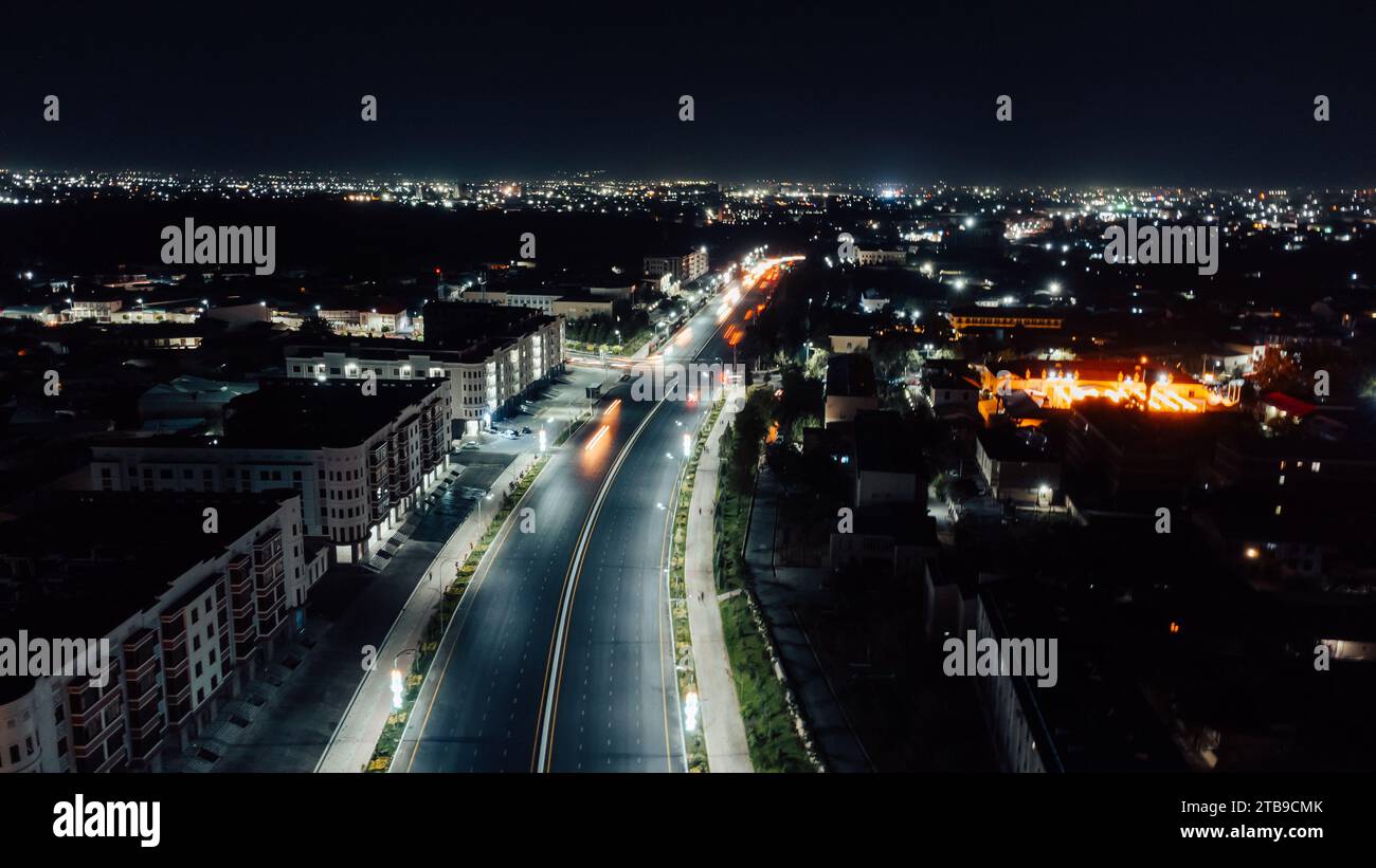 Samarkand uzbekistan roads hi-res stock photography and images - Alamy