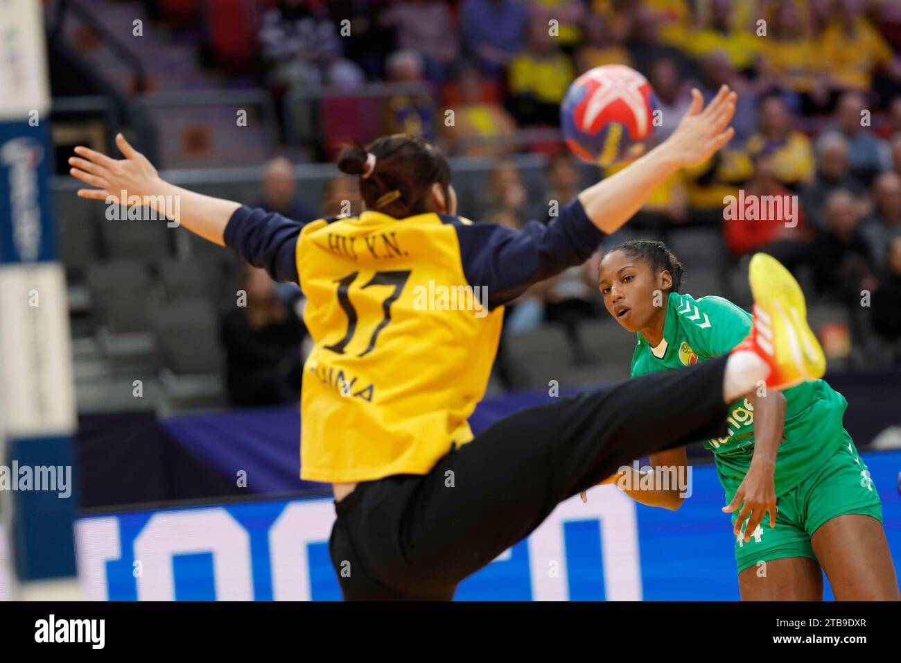 Ihf women s world championship hi-res stock photography and images - Alamy