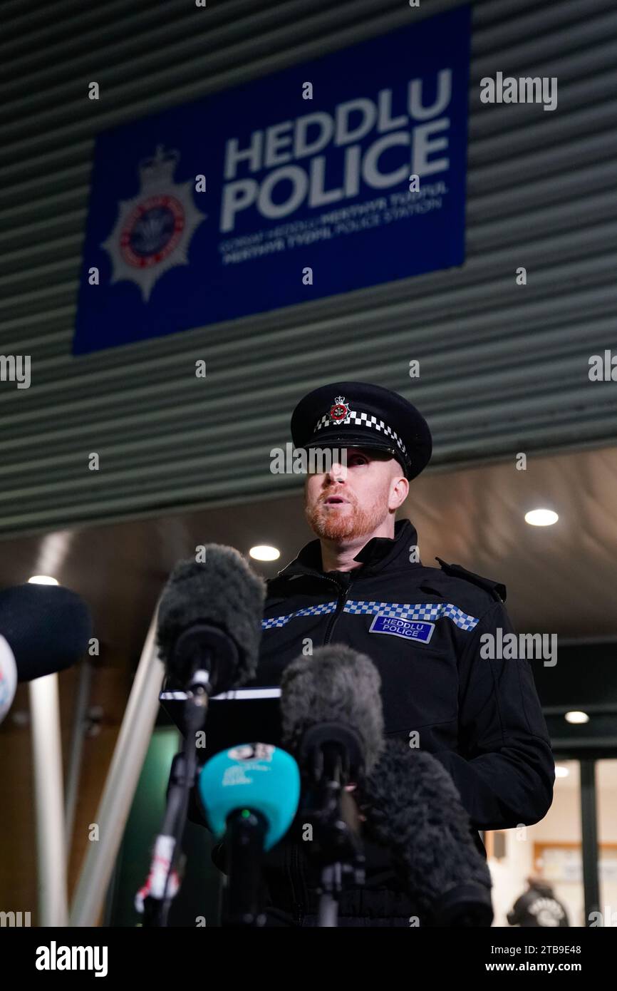 Chief Inspector Rob Miles of South Wales Police makes a statement to ...