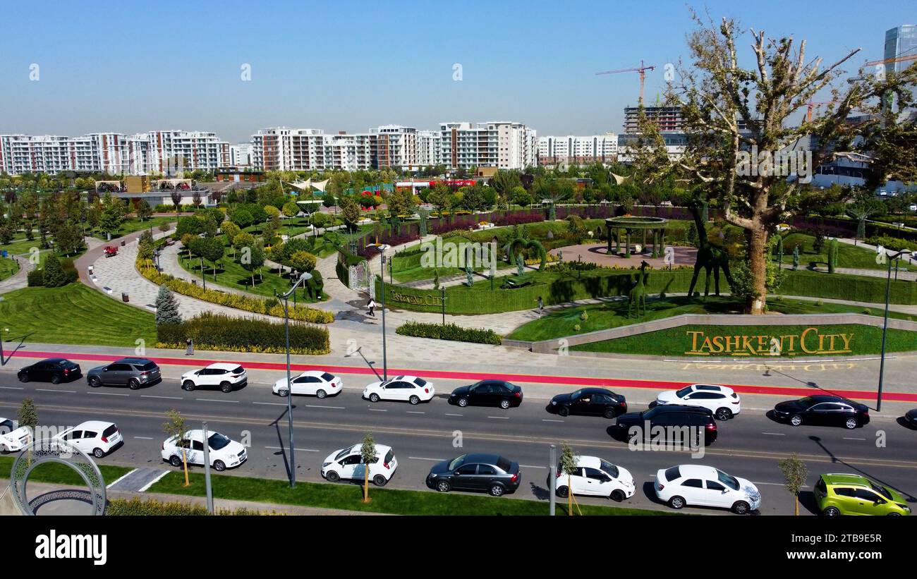 Aerial view tashkent city park hi-res stock photography and images - Alamy