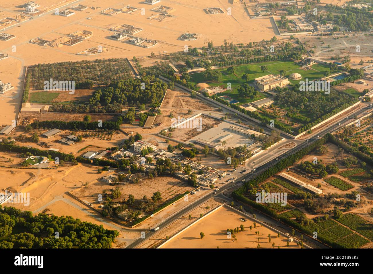 Dubai palms aerial hi-res stock photography and images - Alamy