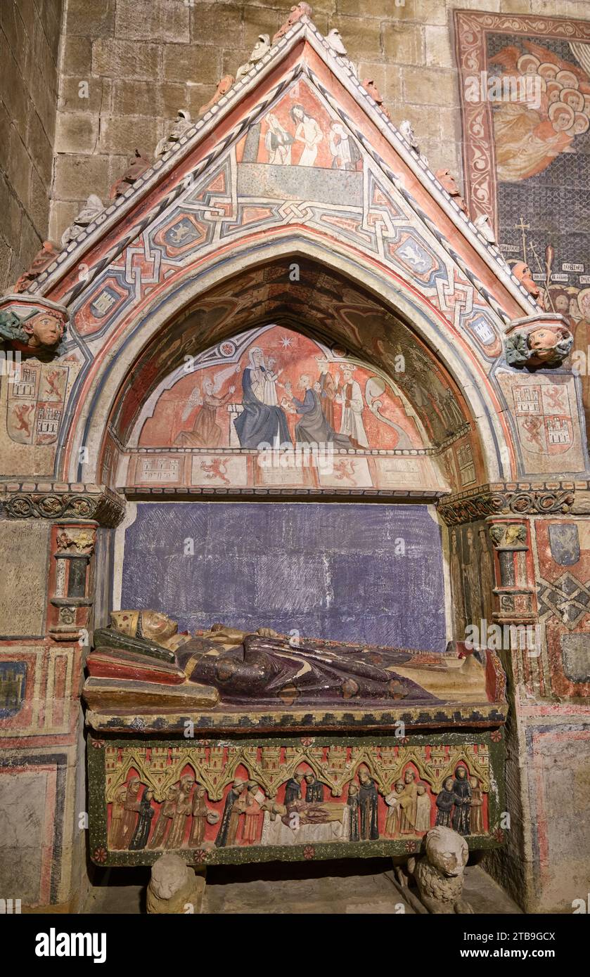 The Old and New Cathedrals of Salamanca, Spain Las Catedrales Vieja y ...