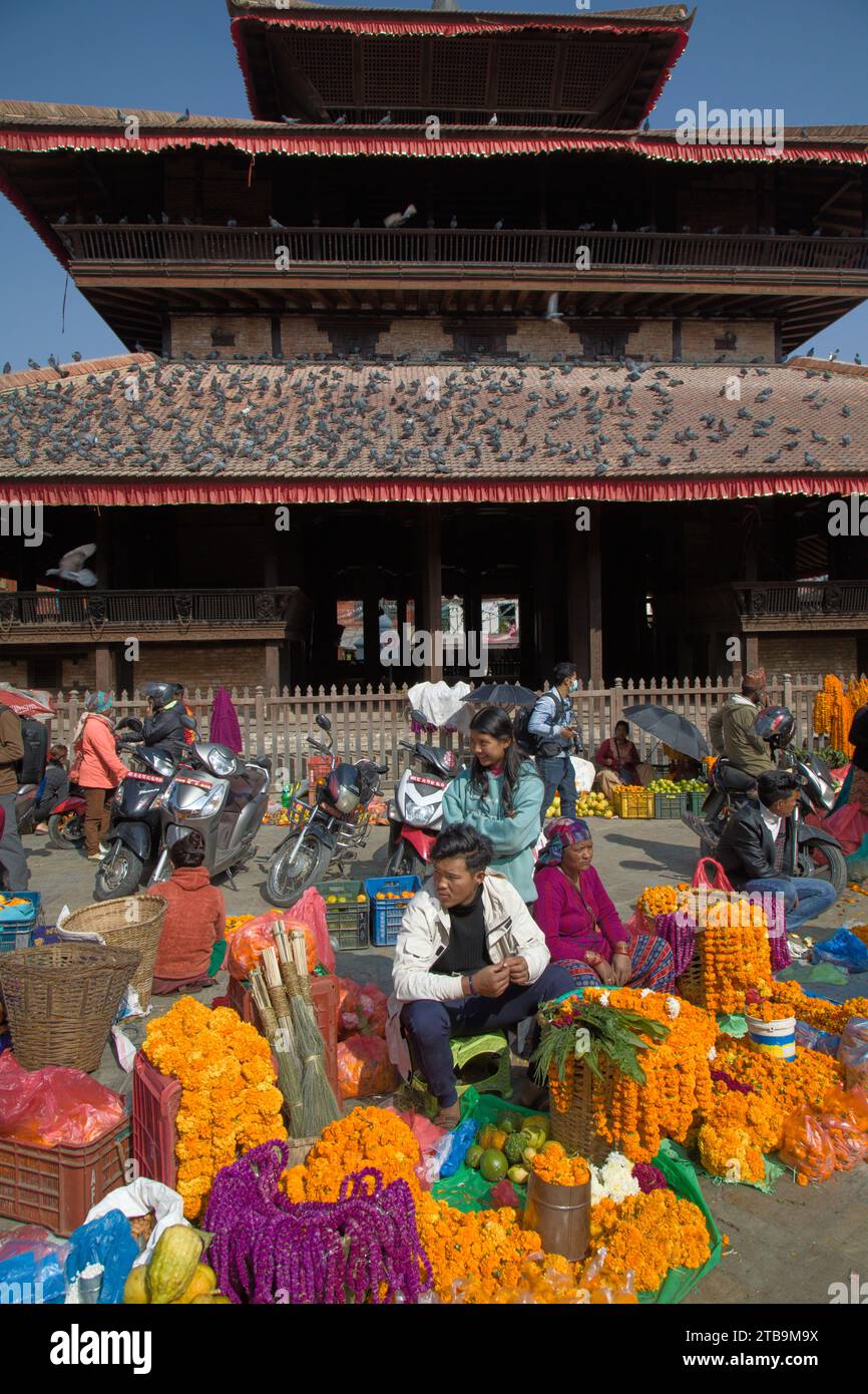 Nepal, Kathmandu, Durbar Square, Kastha Mandap Stock Photo - Alamy