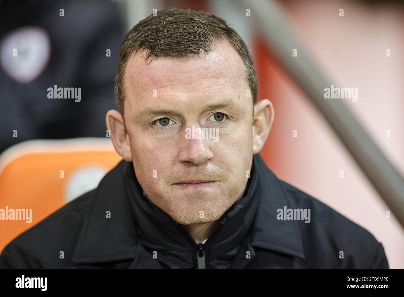 Neill Collins Head coach of Barnsley during the Bristol Street Motors ...