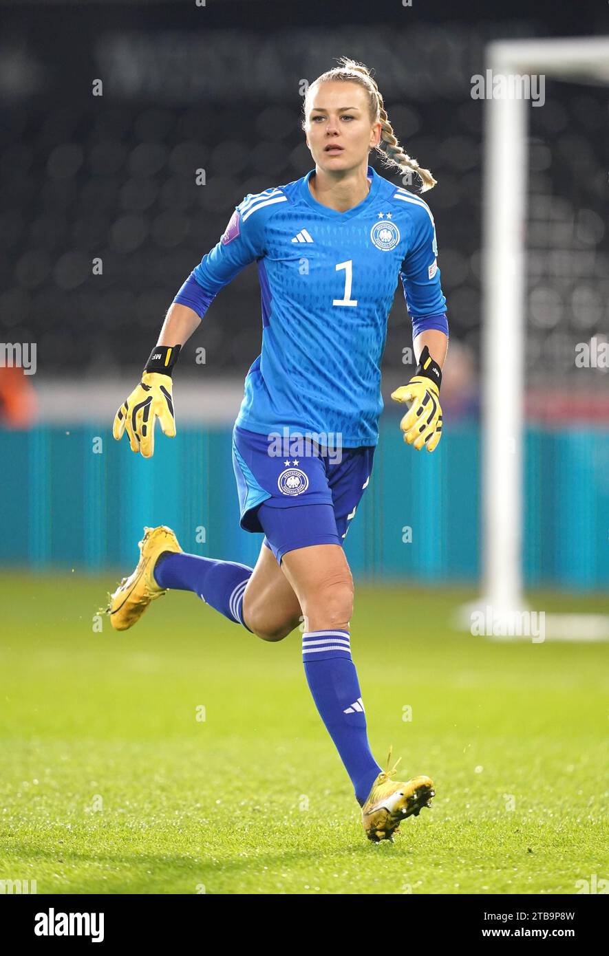 Germany goalkeeper Merle Frohms in action during the UEFA Women's ...