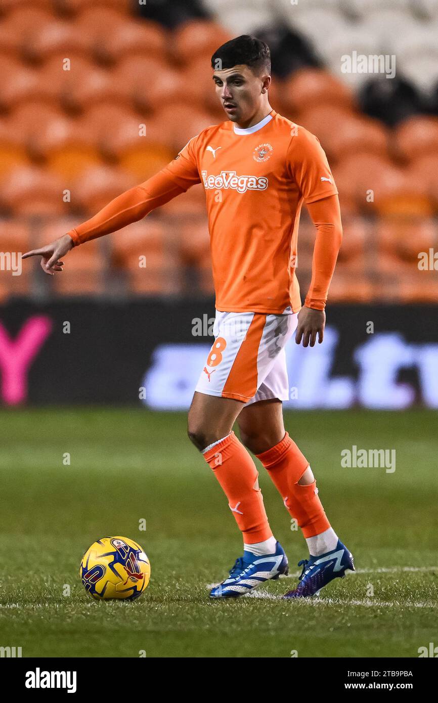 Albie Morgan #8 of Blackpool in action during the Bristol Street Motors ...