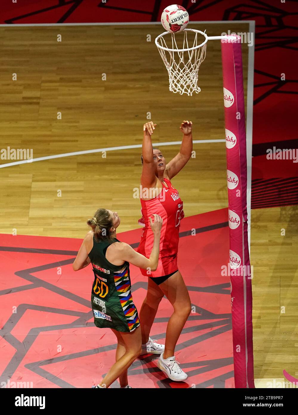 England vitality roses eleanor cardwell takes hi-res stock photography ...