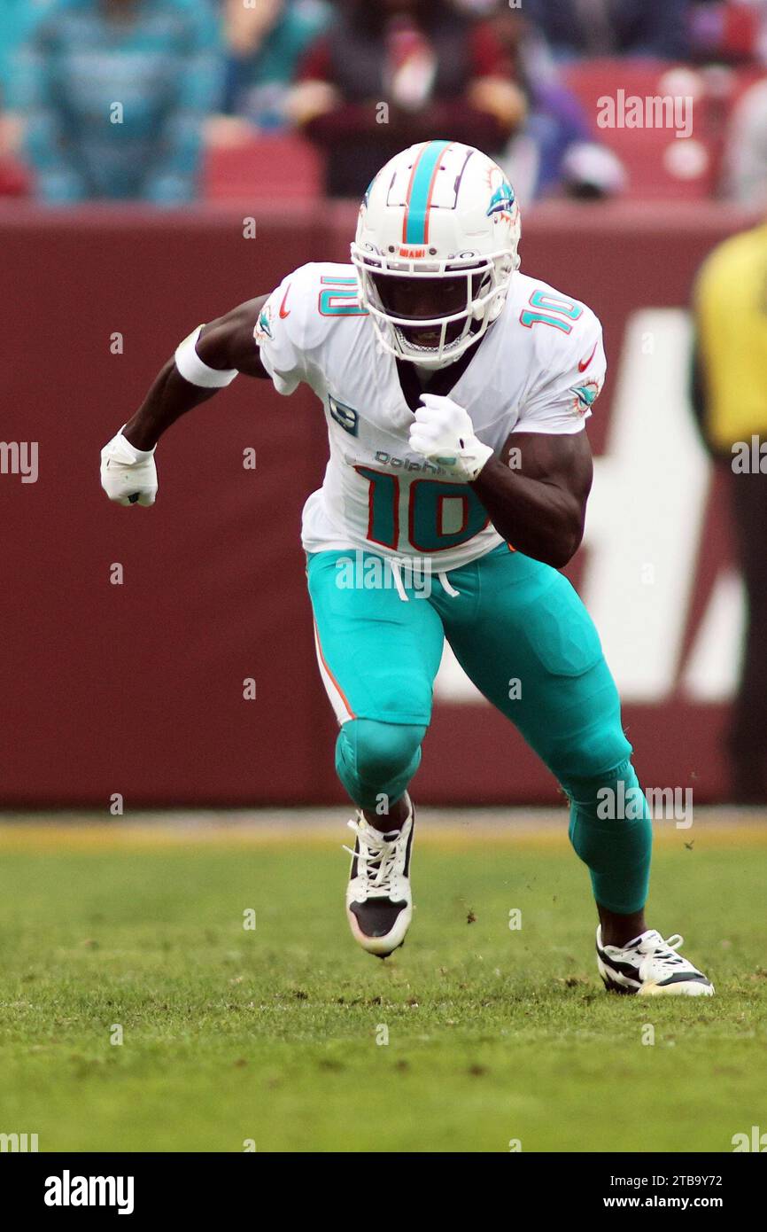 Miami Dolphins wide receiver Tyreek Hill (10) runs during an NFL ...