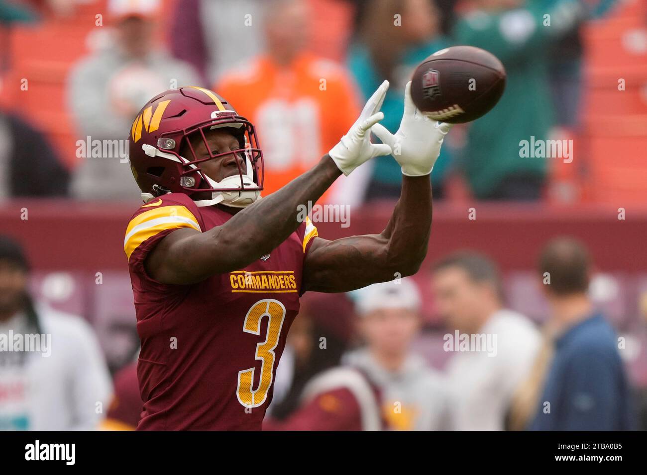 Washington Commanders wide receiver Byron Pringle (3) catches a pass ...