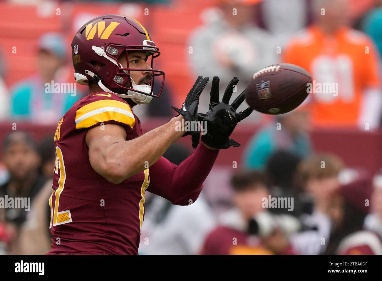 Washington Commanders tight end Logan Thomas (82) catches a pass during ...