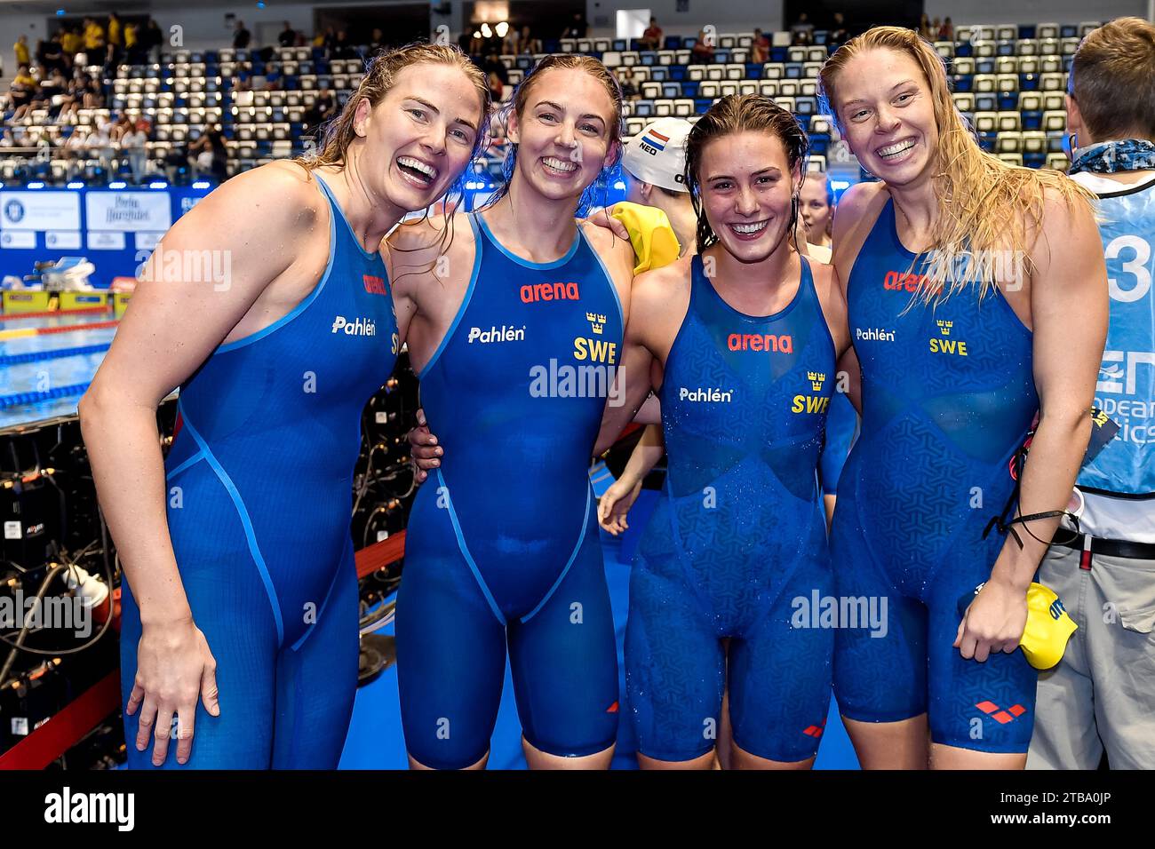 Otopeni, Romania. 05th Dec, 2023. Athletes of team Sweden react after ...