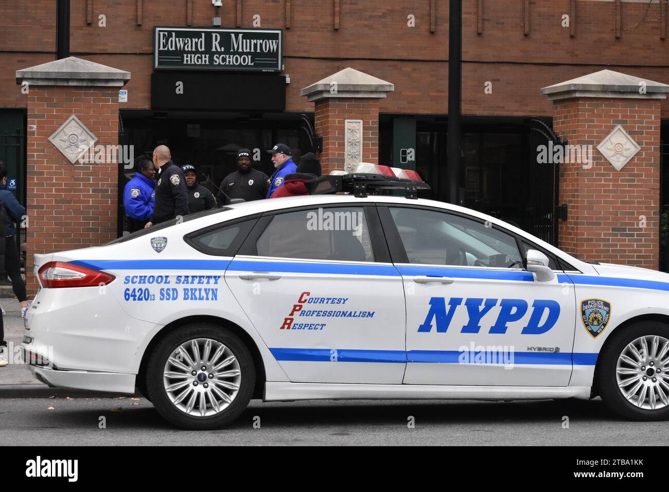 Brooklyn, United States. 05th Dec, 2023. Police stage after a stabbing ...