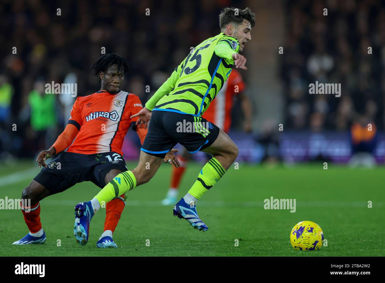 CAPTION CORRECTS THE DATE - Arsenal's Jakub Kiwior, right, duels for ...