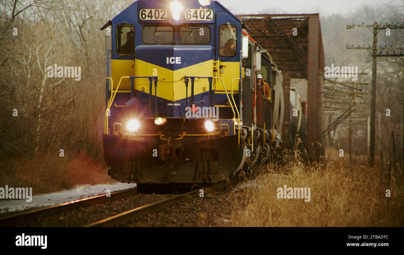 Rustic railroad bridge hi-res stock photography and images - Alamy
