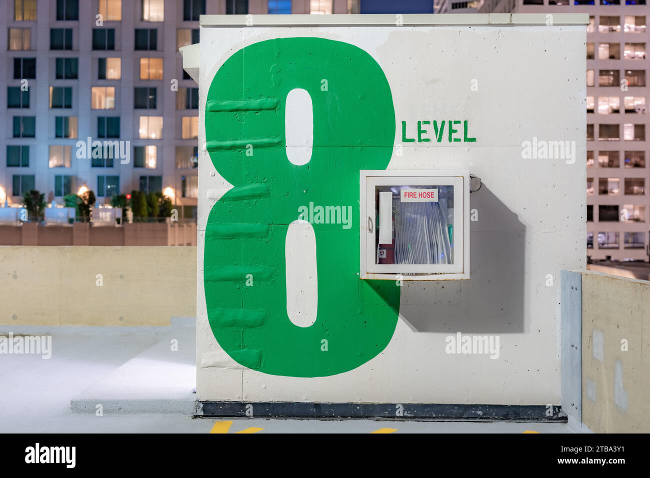 Statement buildings hi-res stock photography and images - Alamy