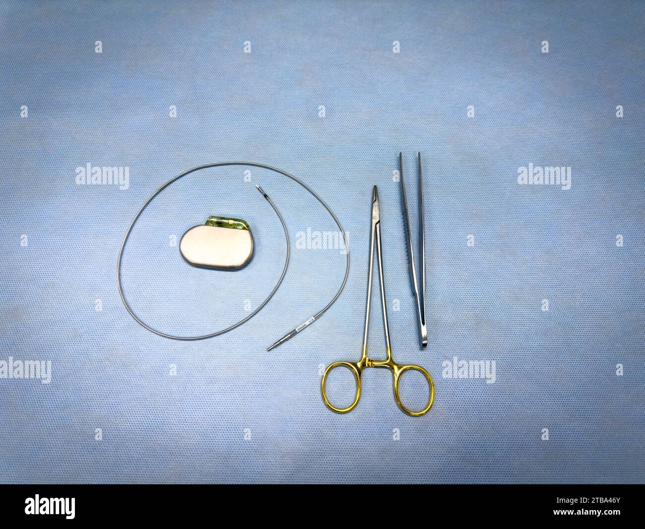 Electrical surgical instruments hi-res stock photography and images - Alamy