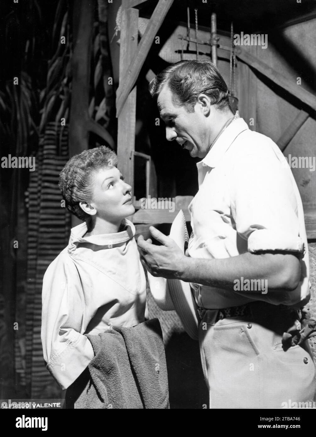 MARY MARTIN and RAY MIDDLETON (replacing Ezio Pinza) in SOUTH PACIFIC ...
