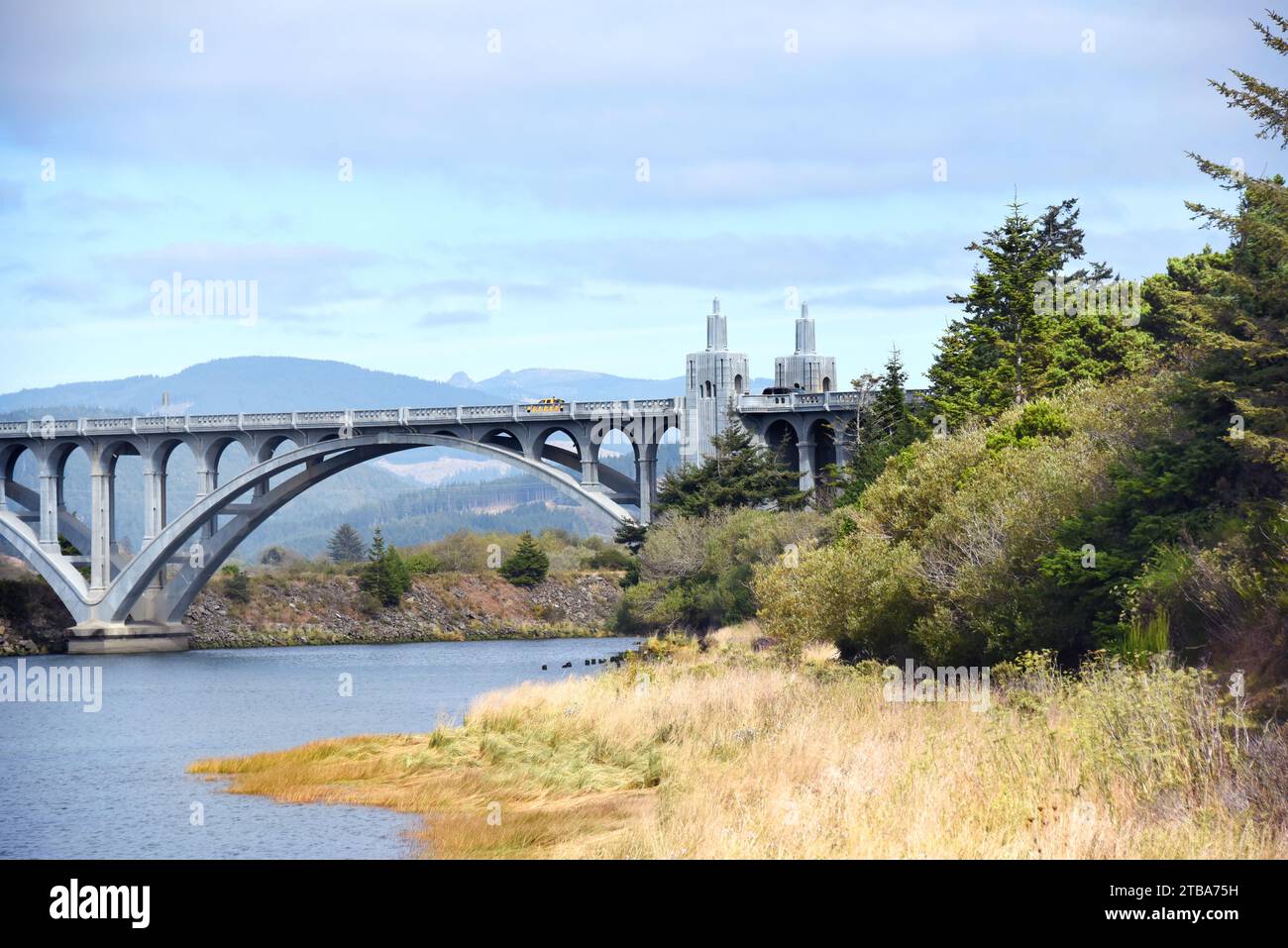 The Isaac Lee Patterson Bridge spans the Rogue River at Gold Beach ...