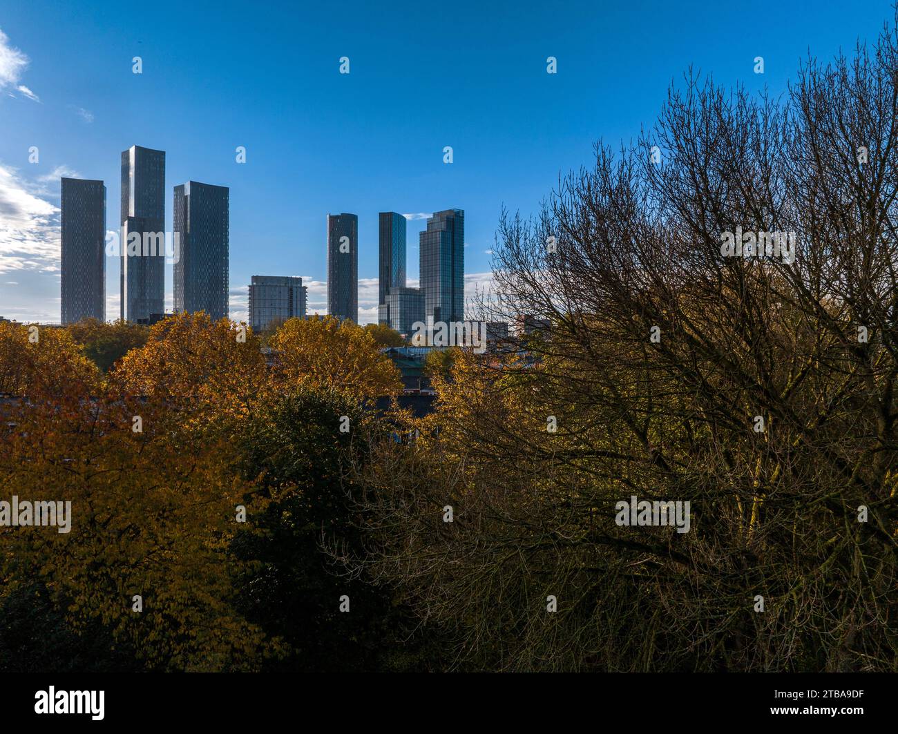 Manchesters city center hi-res stock photography and images - Alamy