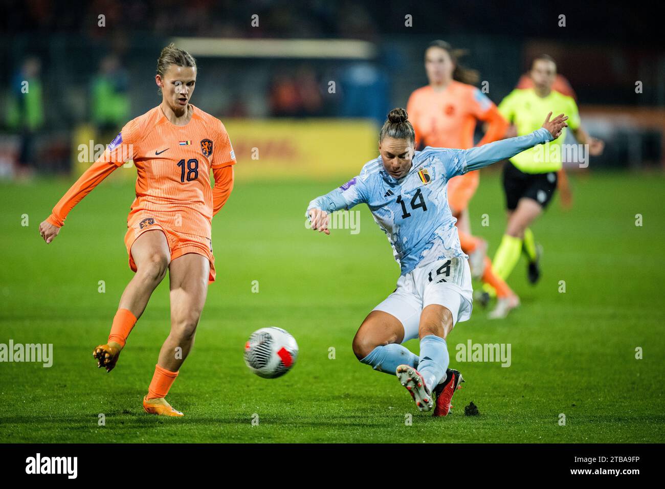Tilburg, Netherlands. 05th Dec, 2023. Dutch Kerstin Casparij and ...
