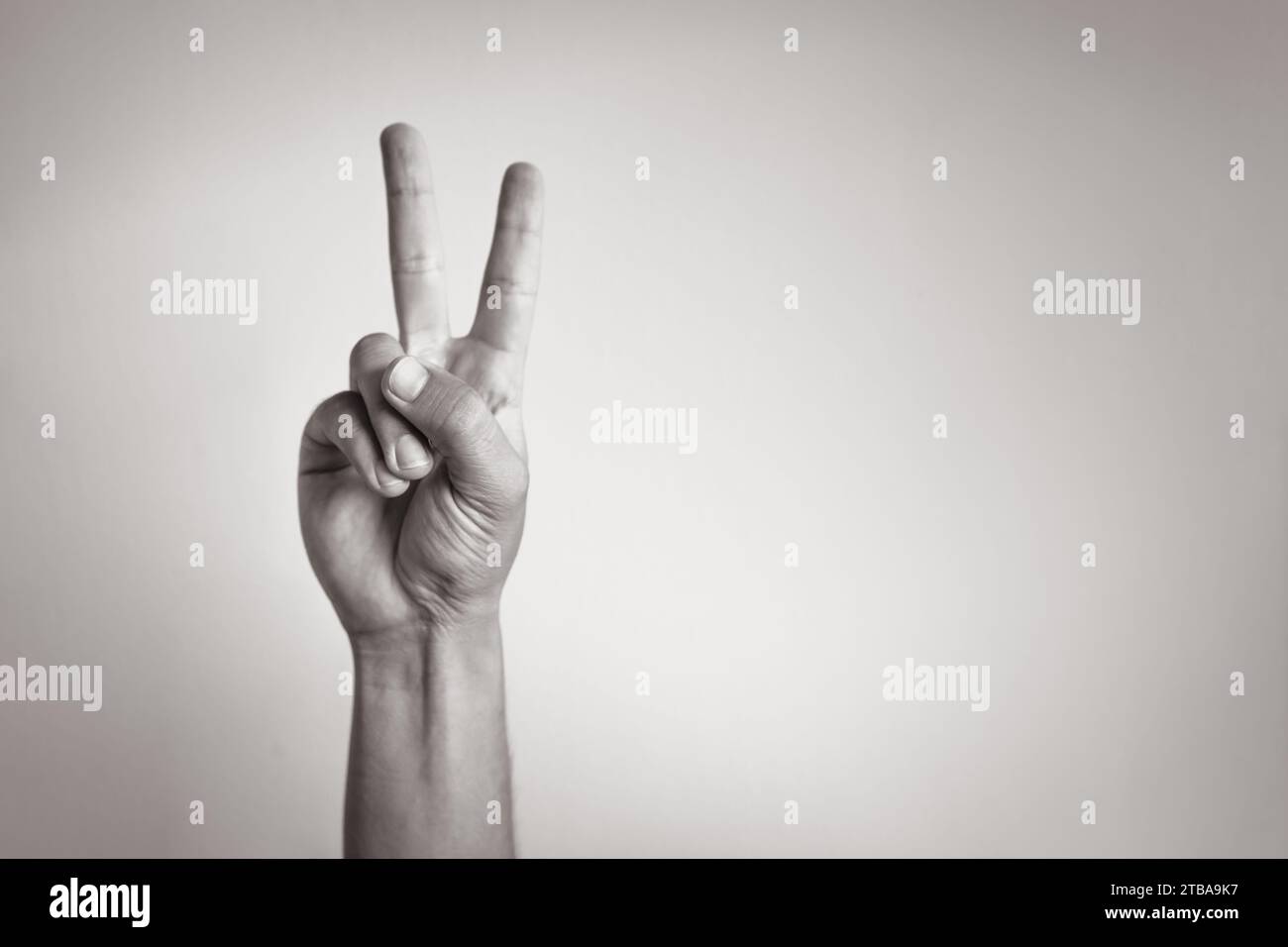 Hand showing counting sign hi-res stock photography and images - Alamy