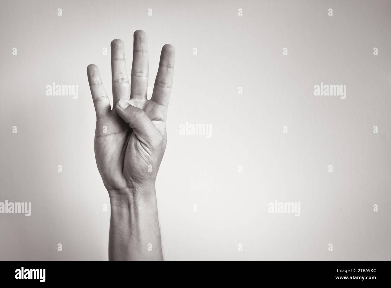 Four fingers 4 fingers hi-res stock photography and images - Alamy