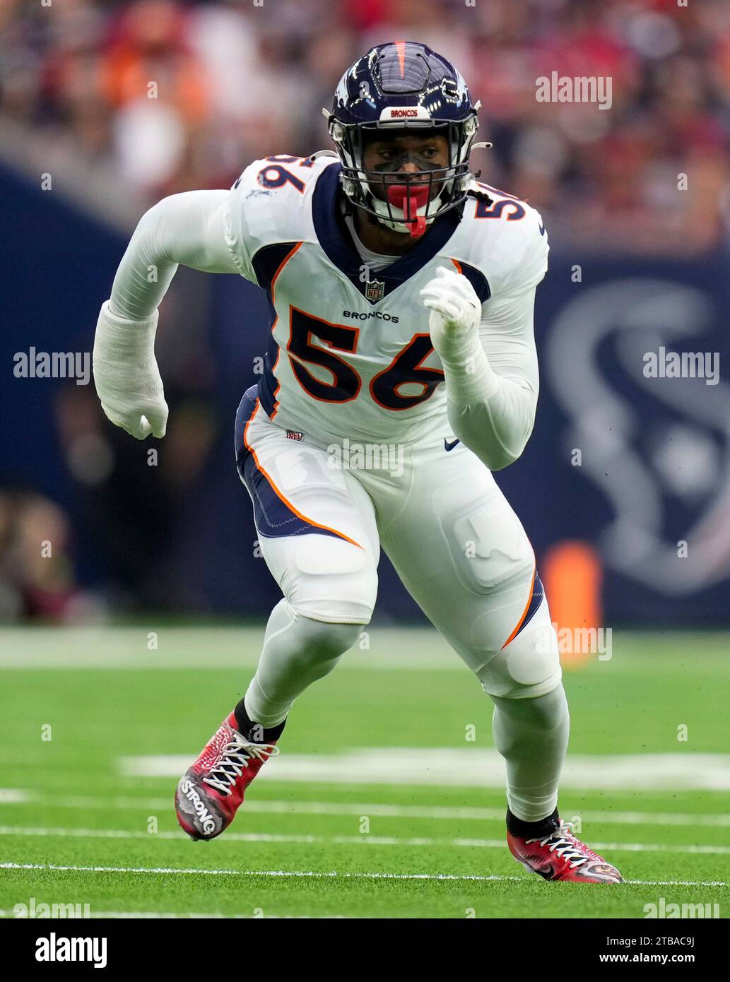Denver Broncos linebacker Baron Browning (56) plays against the Houston ...
