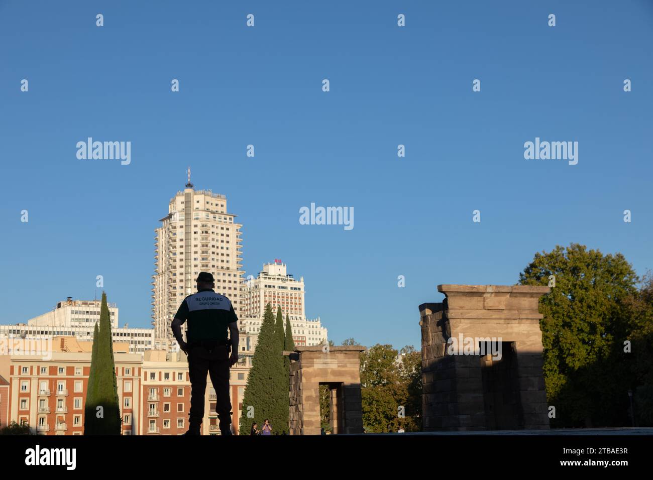 Security guard standing by the Temple of Debob, Parque De La Montaña ...