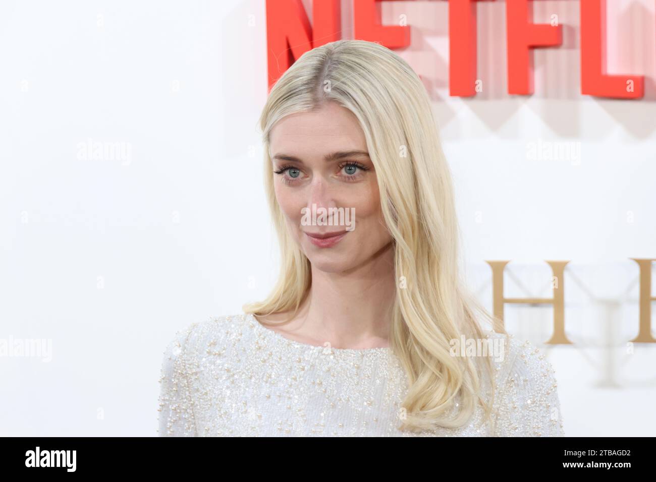 Elizabeth Debicki, THE CROWN Finale Celebration, Final Season 6 ...