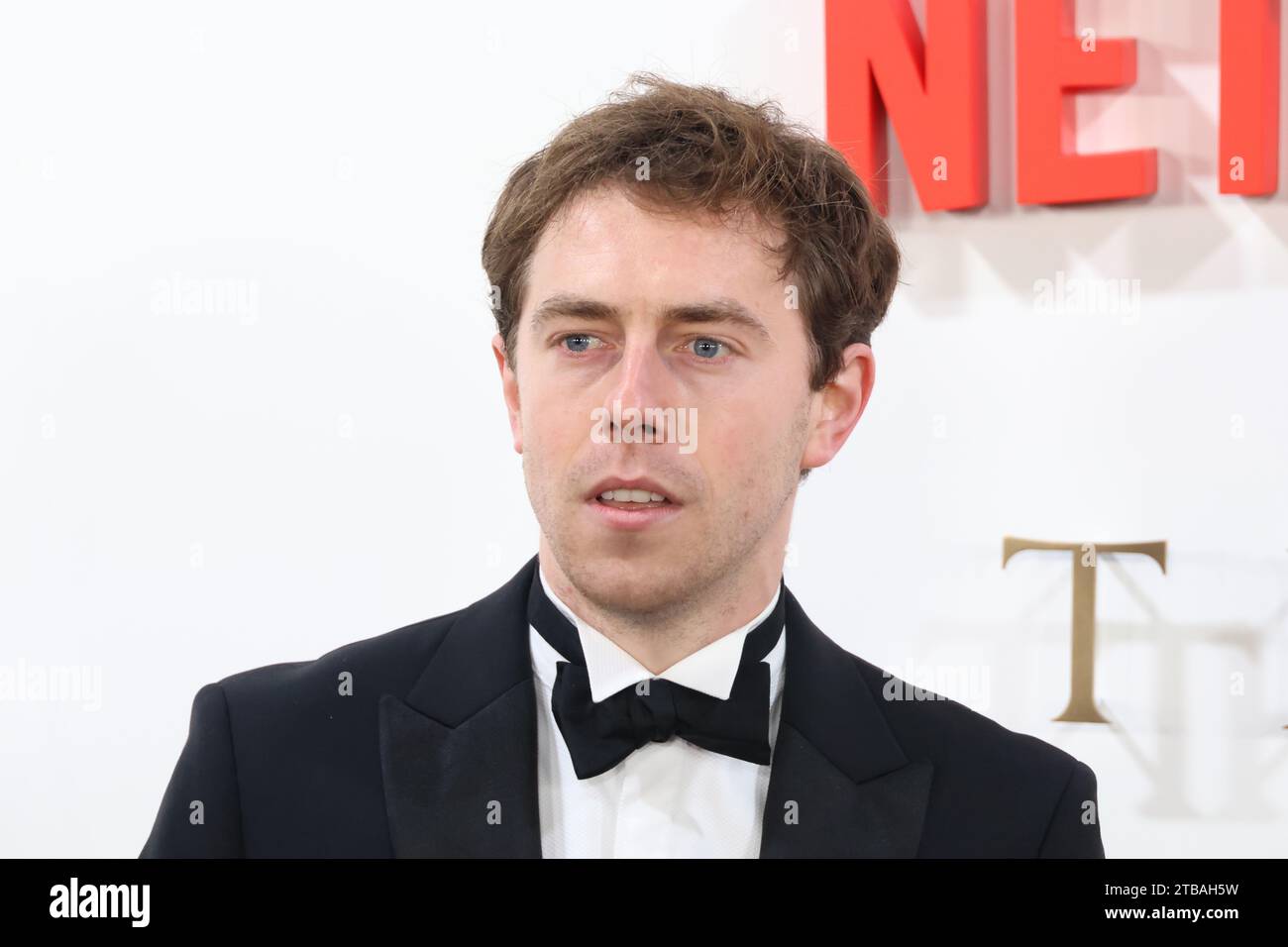 Tom byrne the crown hi-res stock photography and images - Alamy