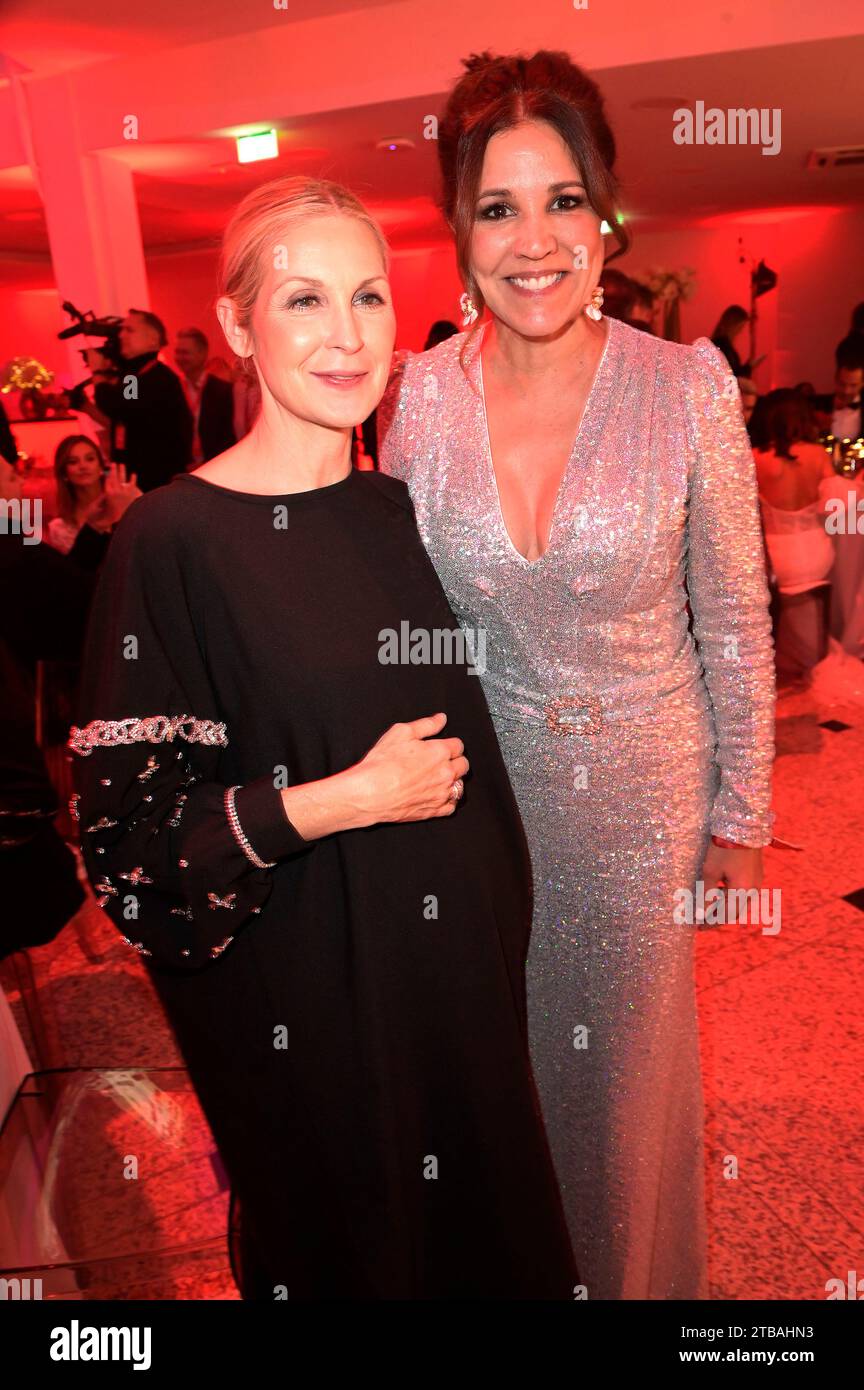 Kelly Rutherford und Karen Webb beim Mon Cheri Barbara Tag 2023 zu ...