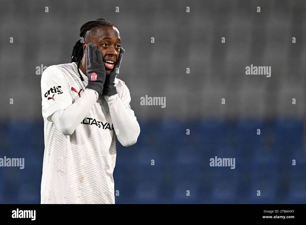 ISTANBUL - Arnaud Lusamba of Pendikspor AS during the Turkish Super Lig ...