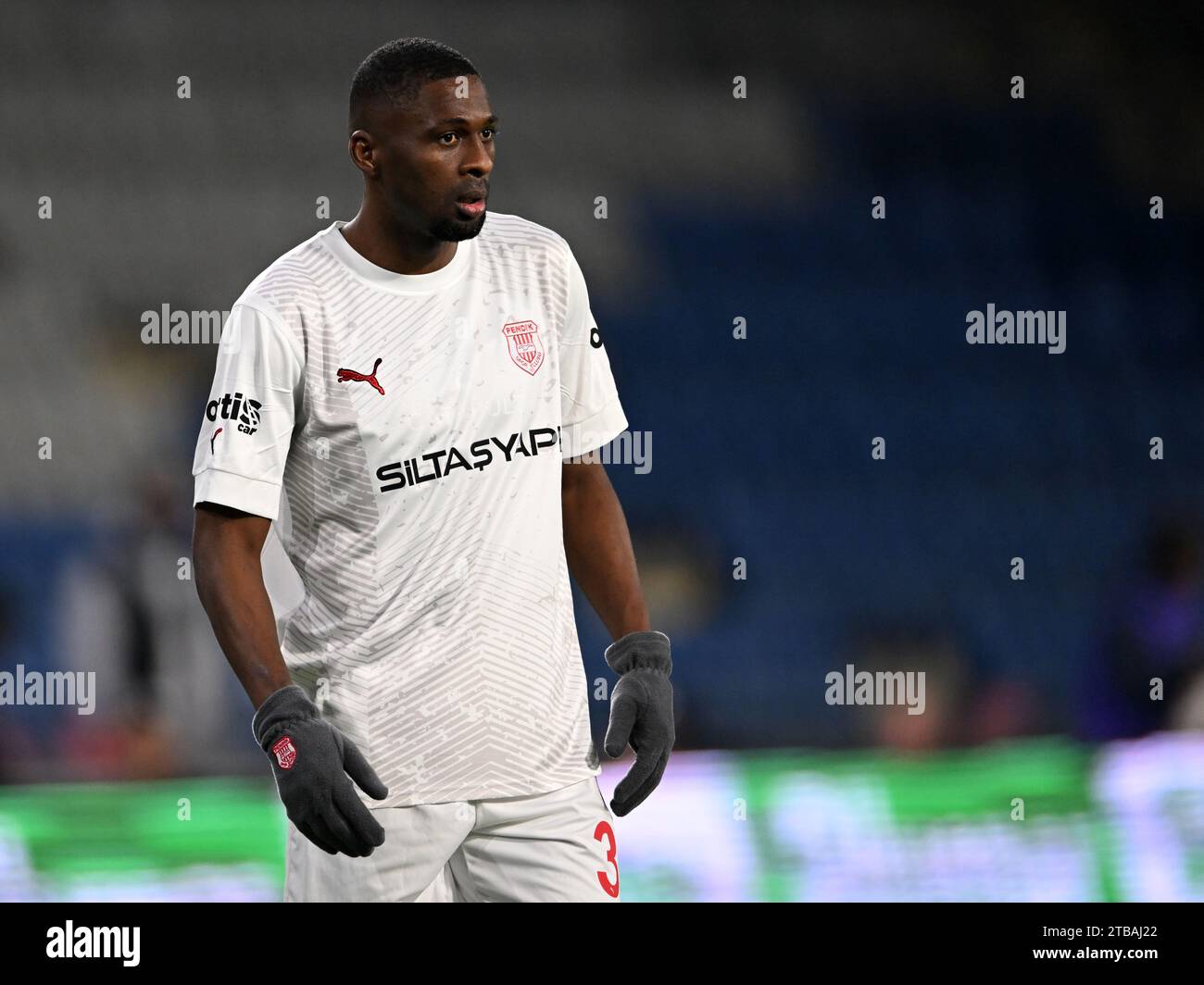 ISTANBUL - Rogerio Do Rosario Thuram of Pendikspor AS during the ...
