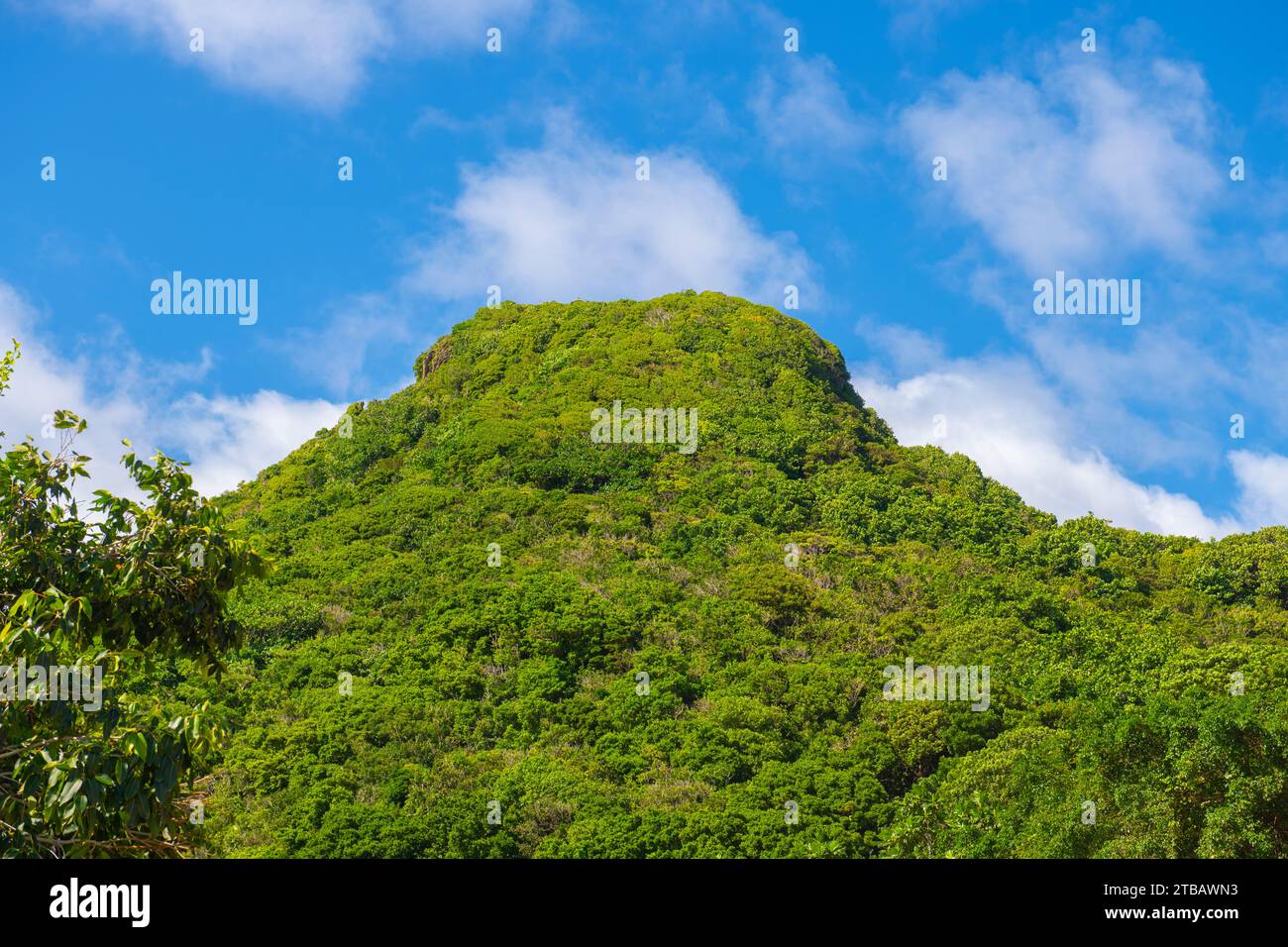 Mount scenery saba hi-res stock photography and images - Alamy