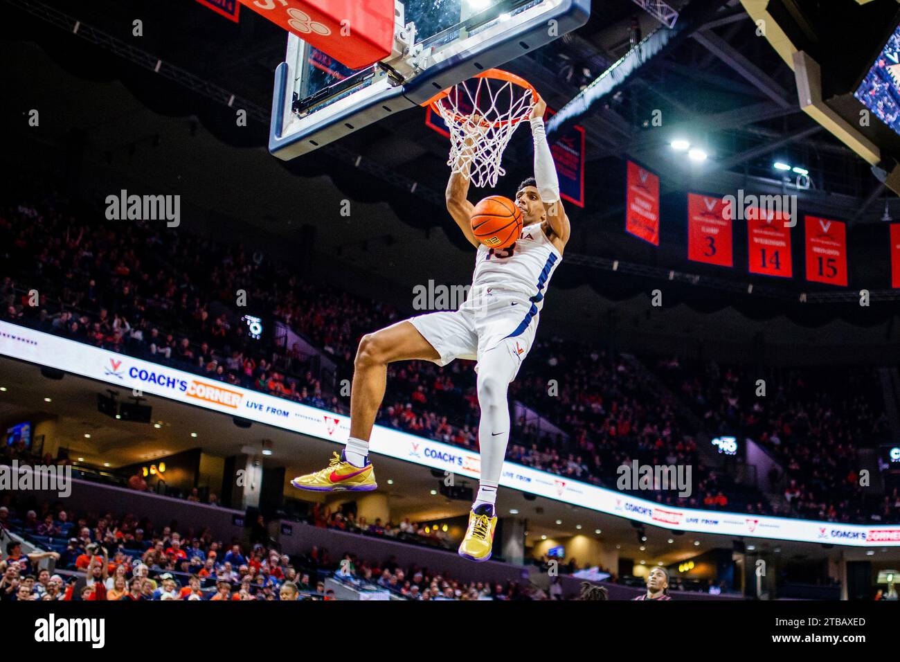 December 5, 2023: Virginia Cavaliers guard Ryan Dunn (13) dunks against ...