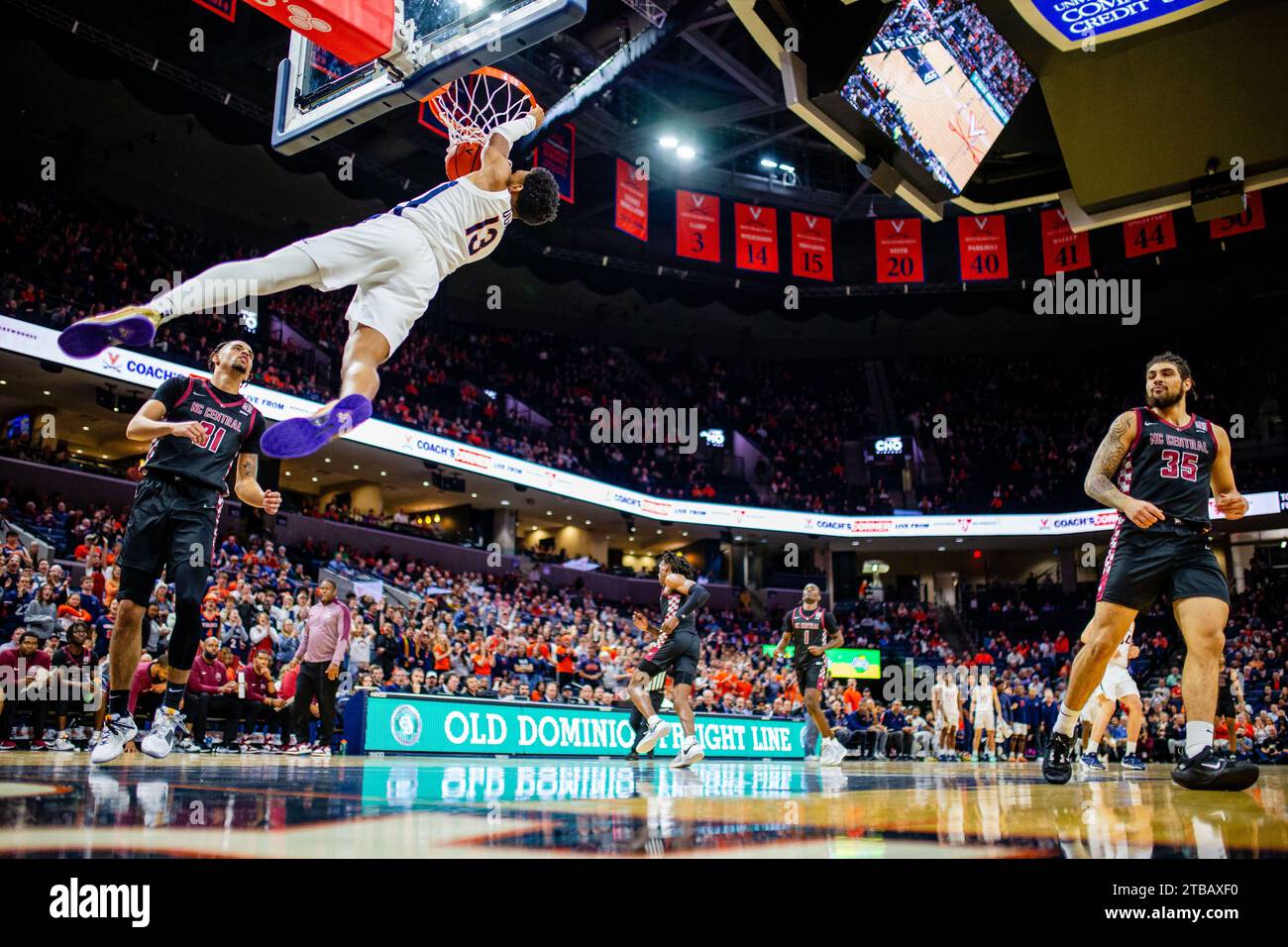 Charlottesville, VA, USA. 5th Dec, 2023. Virginia Cavaliers guard Ryan ...